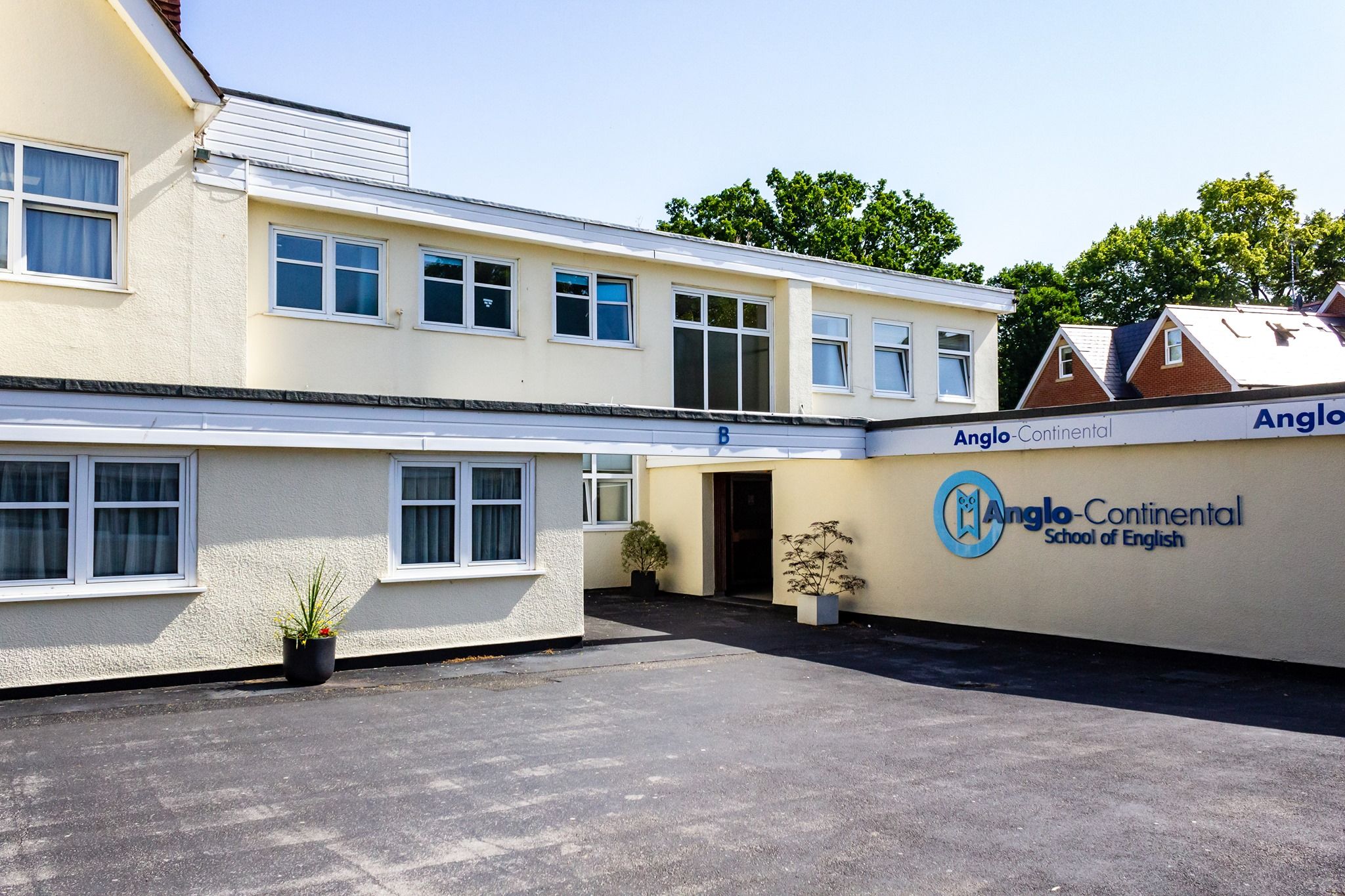 - 英國留學專業顧問- 英揚留學 UKSTAR - 超過20年經驗團隊為您量身打造英國留學/遊學計劃